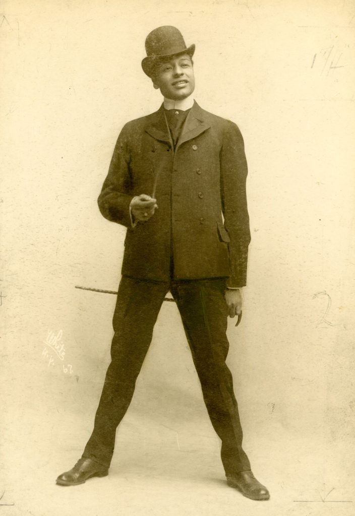 Grappling with the past: On exhibiting minstrelsy materials